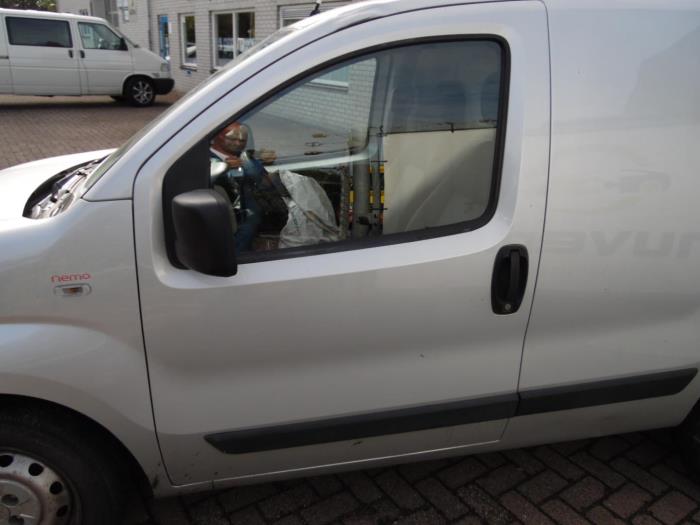 Citroen Nemo 1.3 HDi 75 Épave (2011, Gris)