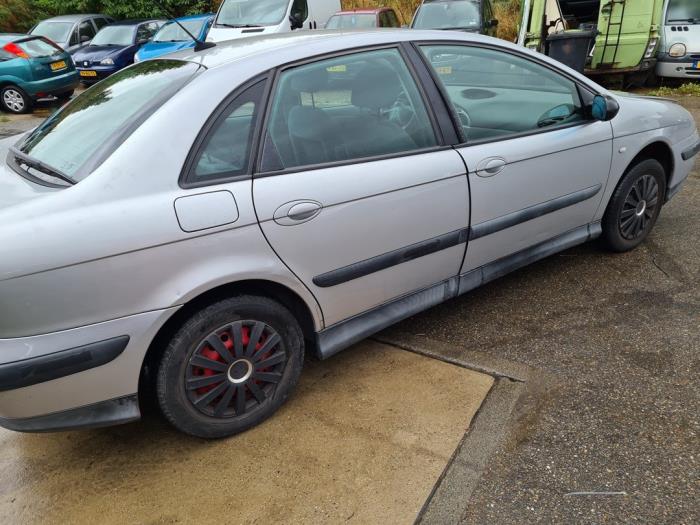 Citroen C5 Berline 2.0 16V Salvage vehicle (2001, Gray)