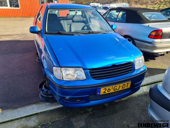 Volkswagen Polo III 1.4 16V 75 Salvage vehicle (2000, Blue)