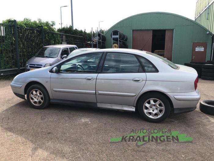 Citroen C5 Berline 2.0 16V Salvage vehicle (2001, Gray)