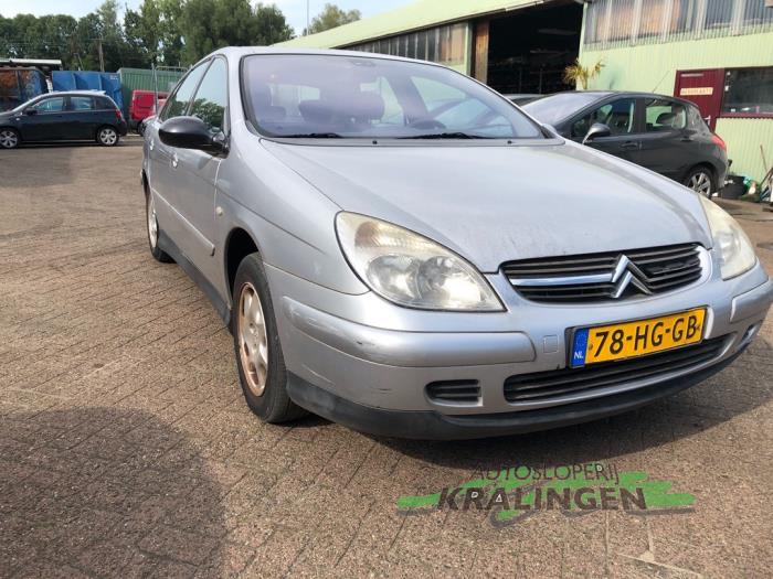 Citroen C5 Berline 2.0 16V Salvage vehicle (2001, Gray)