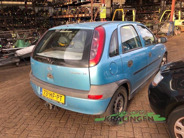 Opel Corsa C 1.4 16V Épave (2001, Bleu)