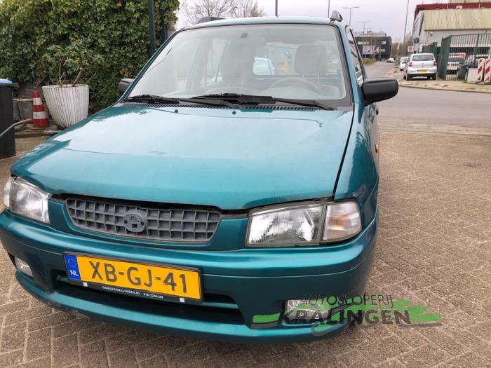 Mazda Demio 1.3 16V Occasion (1998, Vert)