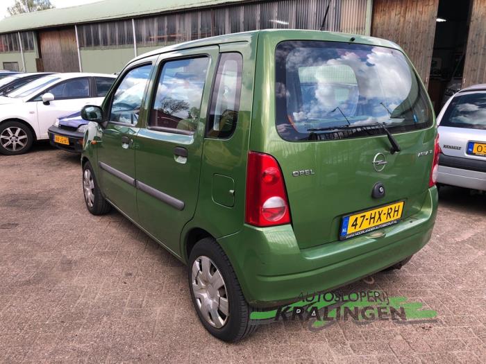 Opel Agila 1.2 16V Occasion (2002, Green)