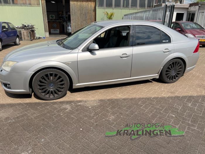 Ford Mondeo III 3.0 V6 24V ST220 Occasion (2003, Gris)
