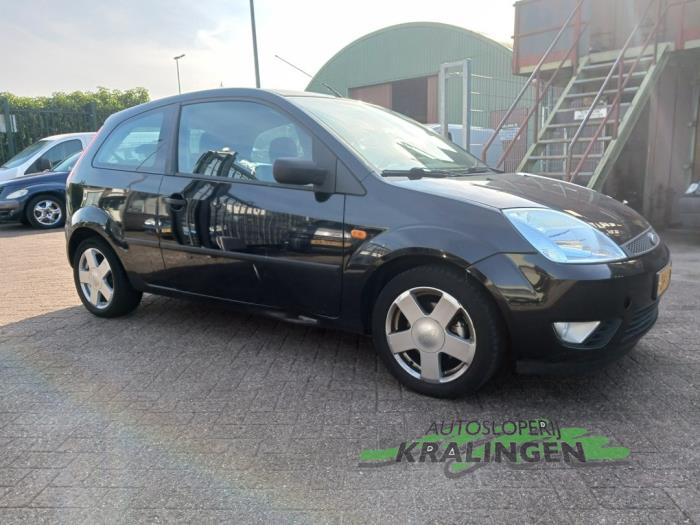 Ford Fiesta 5 1.4 16V Salvage vehicle (2003, Black)