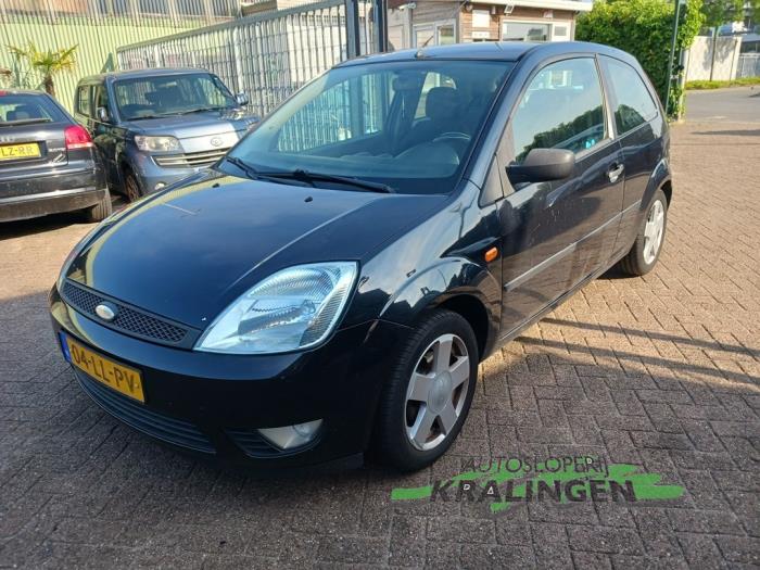 Ford Fiesta 5 1.4 16V Salvage vehicle (2003, Black)