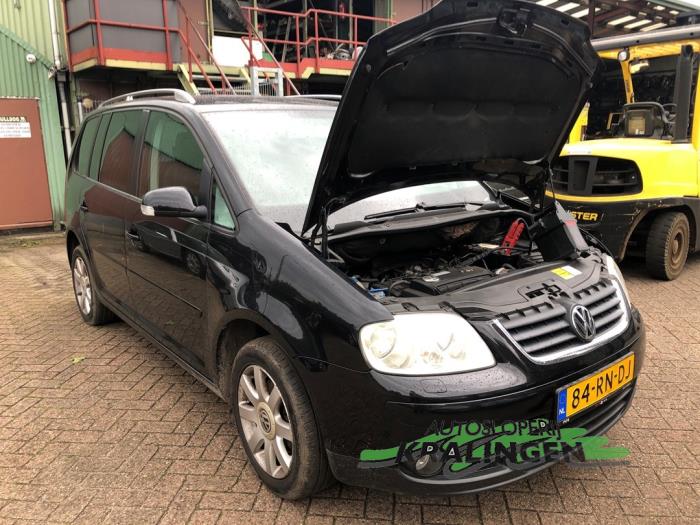 Volkswagen Touran 2.0 FSI 16V Damaged vehicle (2005, Black)