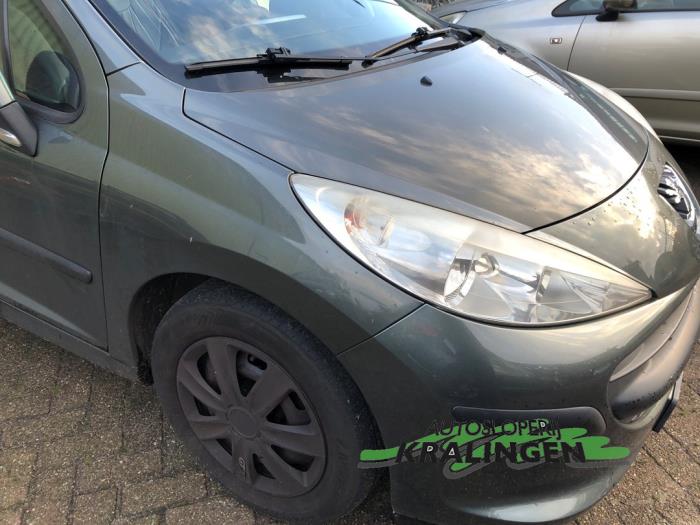 Peugeot 207/207+ 1.4 16V VTi Épave (2008, Gris)