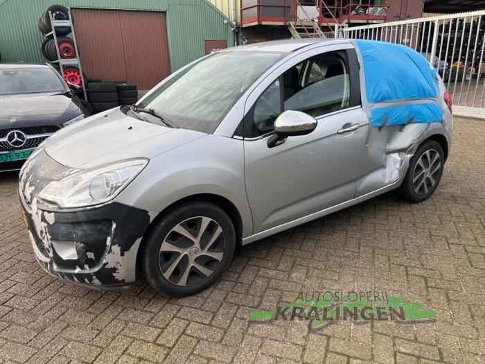 Citroen C3 1.6 HDi 92 Coche dañado (2012, Gris)