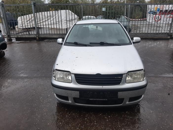 Volkswagen Polo III 1.4 Salvage vehicle (2000, Gray)