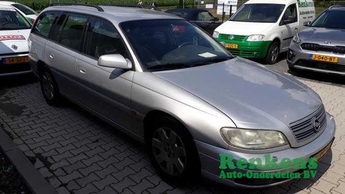 Opel Omega B Caravan 2.0 DTi 16V Salvage vehicle (2000, Silver)