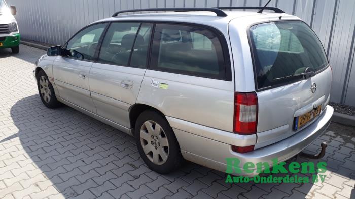Opel Omega B Caravan 2.0 DTi 16V Salvage vehicle (2000, Silver)