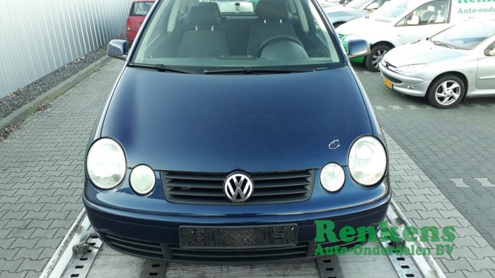 Volkswagen Polo IV 1.9 SDI Salvage vehicle (2004, Blue)