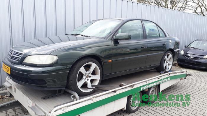 Opel Omega B 2.2 16V Salvage vehicle (2000, Green)