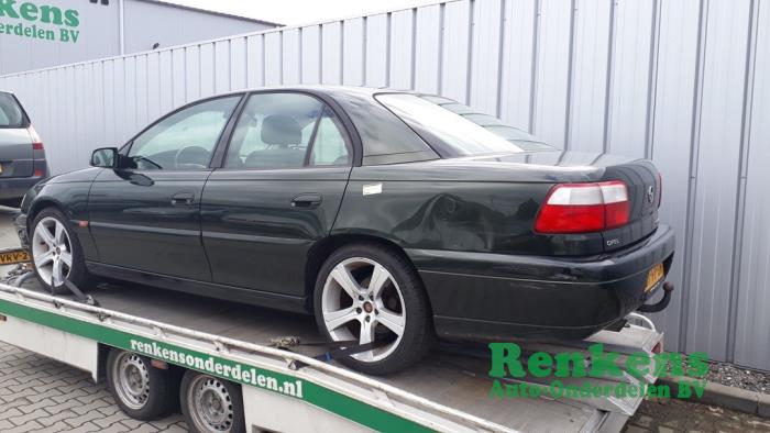 Opel Omega B 2.2 16V Salvage vehicle (2000, Green)