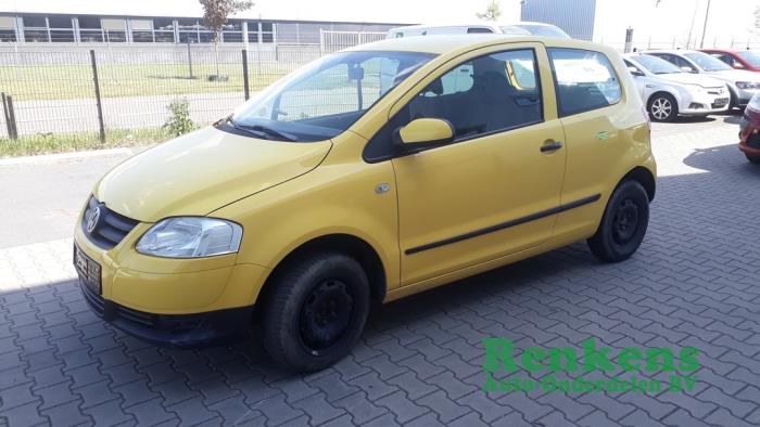 Volkswagen Fox 1.2 Salvage vehicle (2008, Yellow)