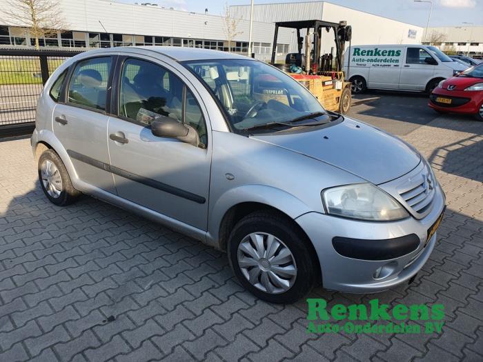 Citroen C3 1.4 Salvage vehicle (2004, Silver)