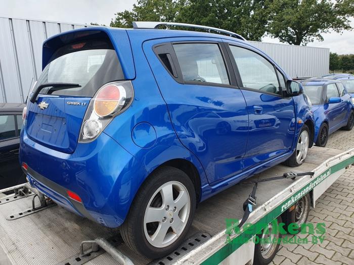 Chevrolet Spark 1.2 16V Salvage vehicle (2010, Blue)