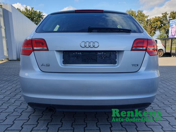 Audi A3 Sportback 1.6 TDI 16V Salvage vehicle (2012, Silver)