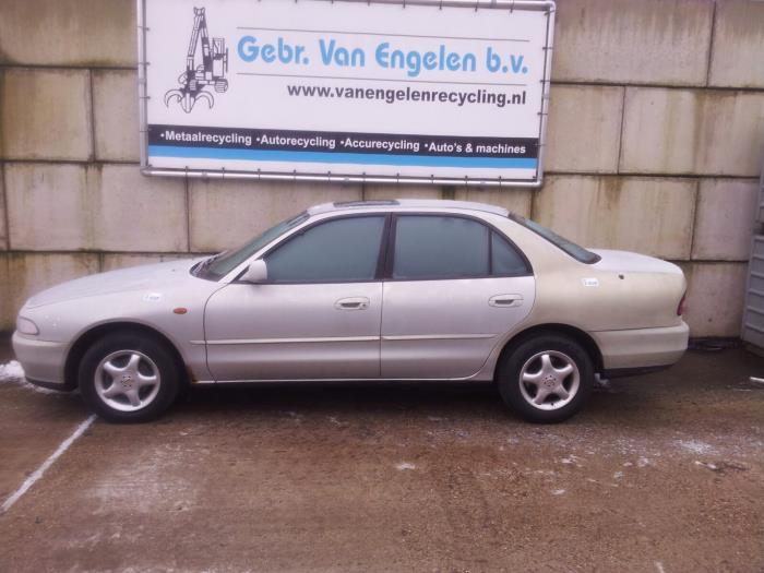 Mitsubishi Galant 2.0 GLi,GLSi 16V Épave (1994, Gris)