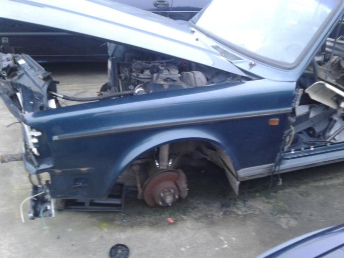 Volvo 240/245 240 Polar Salvage vehicle (1993, Green)
