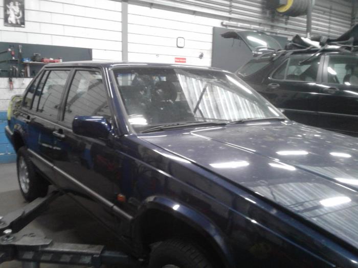 Volvo 960 3.0i 24V Salvage vehicle (1993, Blue)