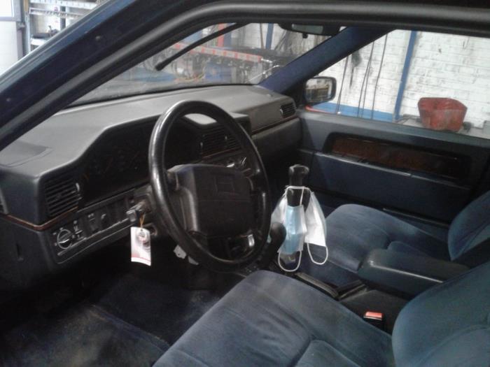 Volvo 960 3.0i 24V Salvage vehicle (1993, Blue)