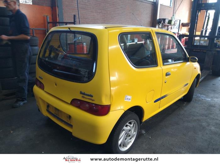 Fiat Seicento 1.1 SPI Sporting Salvage vehicle (1998, Yellow)