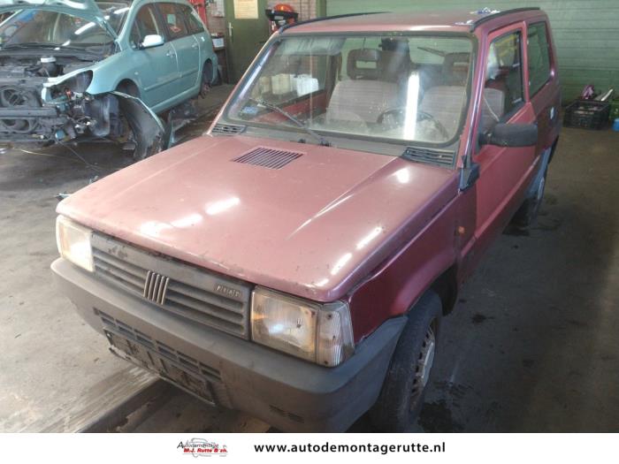 Fiat Panda 1000 IE Salvage vehicle (1992, Red)