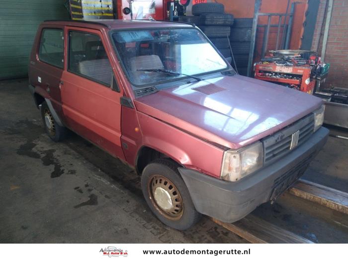 Fiat Panda 1000 IE Salvage vehicle (1992, Red)