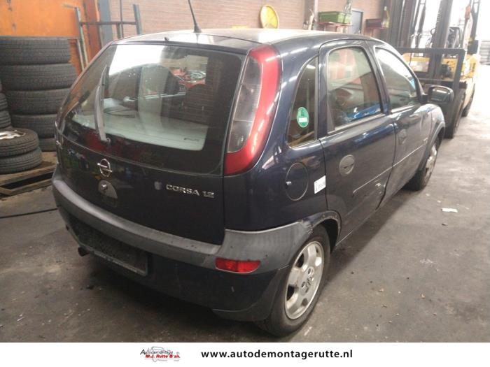 Opel Corsa C 1.2 16V Salvage vehicle (2001, Blue)