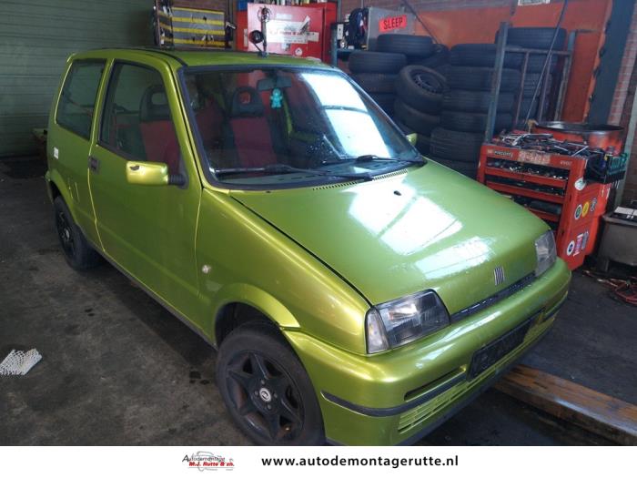 Fiat Cinquecento 0.9 i.e. S Salvage vehicle (1997, Green)