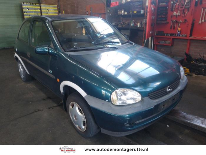 Opel Corsa B 1.4i Salvage vehicle (1998, Blue)