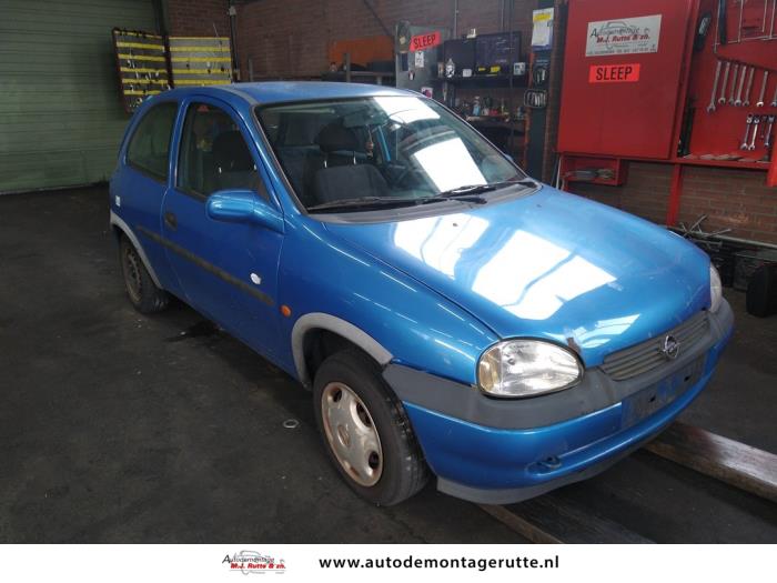 Opel Corsa B 1.2i 16V Salvage vehicle (1999, Blue)