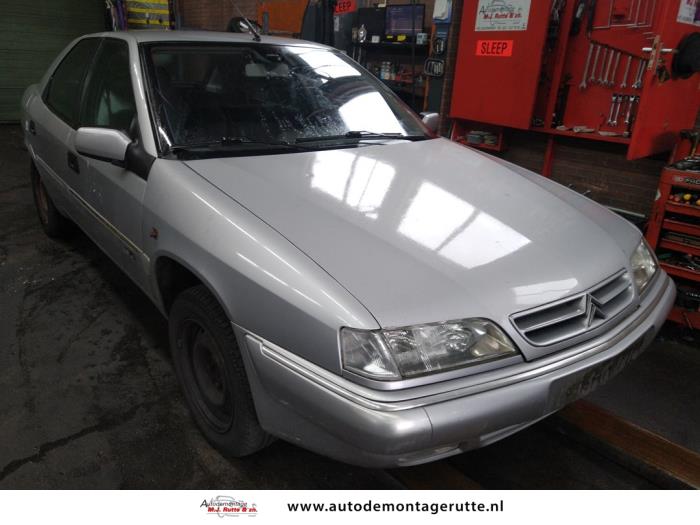 Citroen Xantia 1.8i X,SX,Harmonie,Sensation 16V Salvage vehicle (2001, Gray)