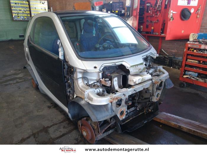 Smart City-Coupé 0.6 Turbo i.c. Smart&Pulse Épave (1999, Gris)