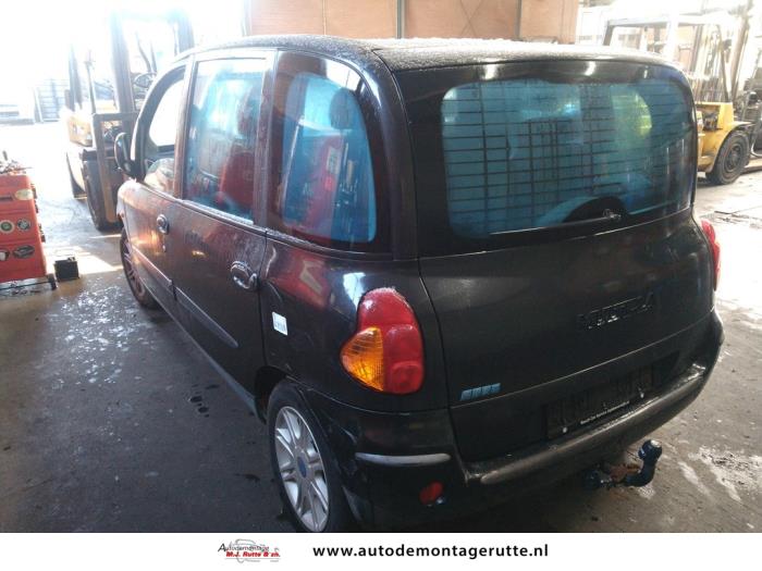 Fiat Multipla 1.6 16V 100 SX,ELX Épave (2004, Noir)