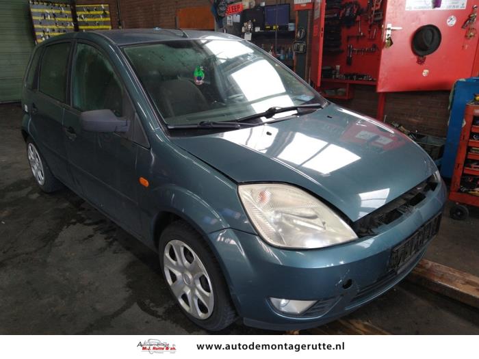 Ford Fiesta 5 1.4 16V Salvage vehicle (2002, Blue)