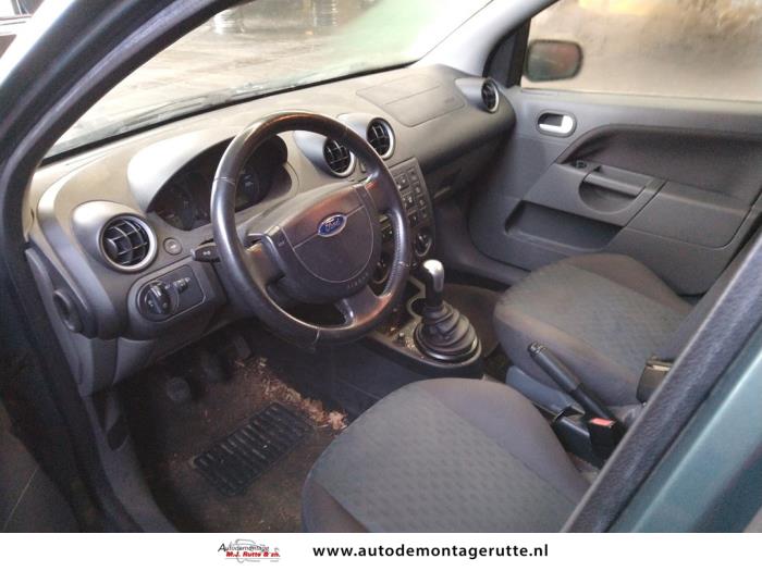 Ford Fiesta 5 1.4 16V Salvage vehicle (2002, Blue)
