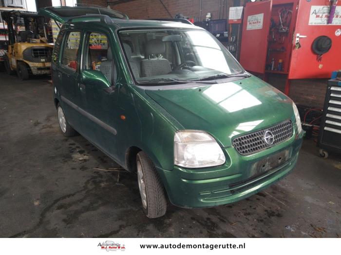 Opel Agila 1.2 16V Salvage vehicle (2000, Green)
