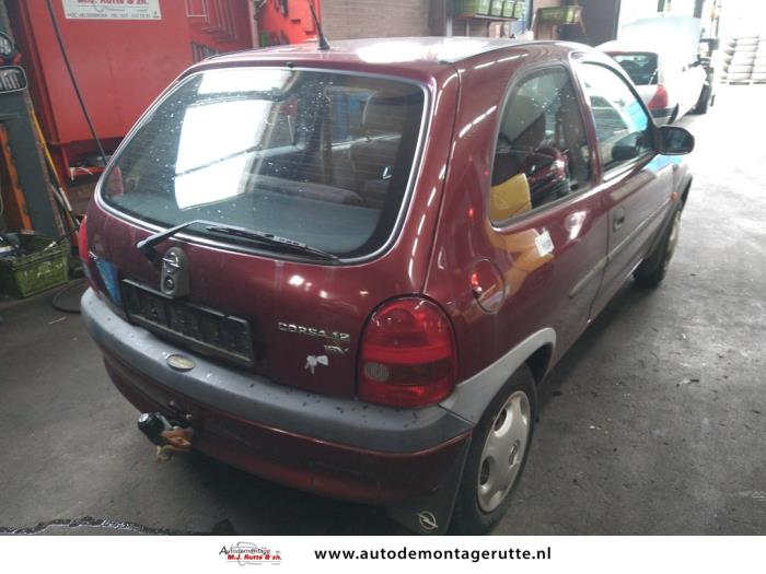 Opel Corsa B 1.2i 16V Salvage vehicle (1999, Red)