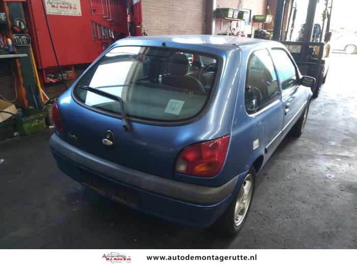Ford Fiesta 4 1.3i Salvage vehicle (2002, Blue)