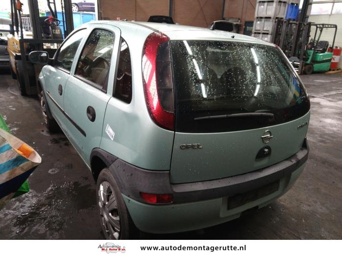 Opel Corsa C 1.2 16V Salvage vehicle (2001, Green)