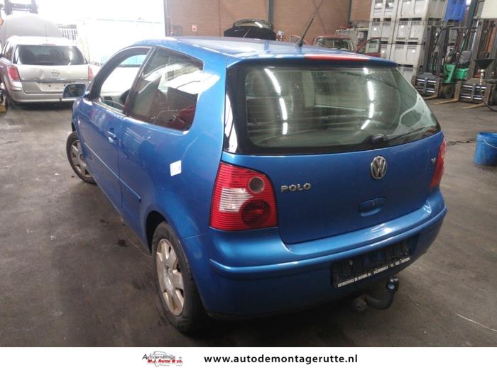 Volkswagen Polo IV 1.4 16V Salvage vehicle (2002, Blue)
