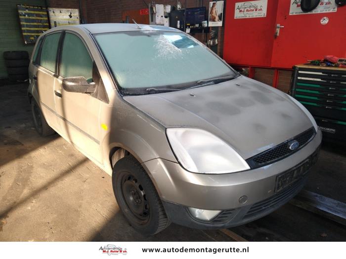 Ford Fiesta 5 1.4 16V Salvage vehicle (2002, Blue)