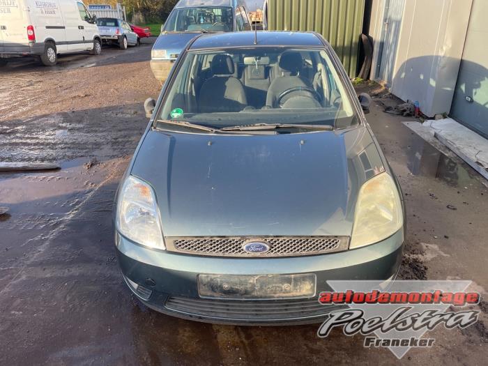 Ford Fiesta 5 1.4 16V Épave (2002, Bleu)