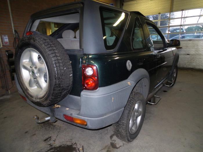 Landrover Freelander Hard Top 1.8 16V Salvage vehicle (1999, Green)