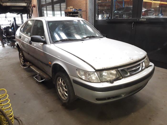 Saab 9-3 I 2.2 TiD 16V Salvage vehicle (2000, Light, Gray)
