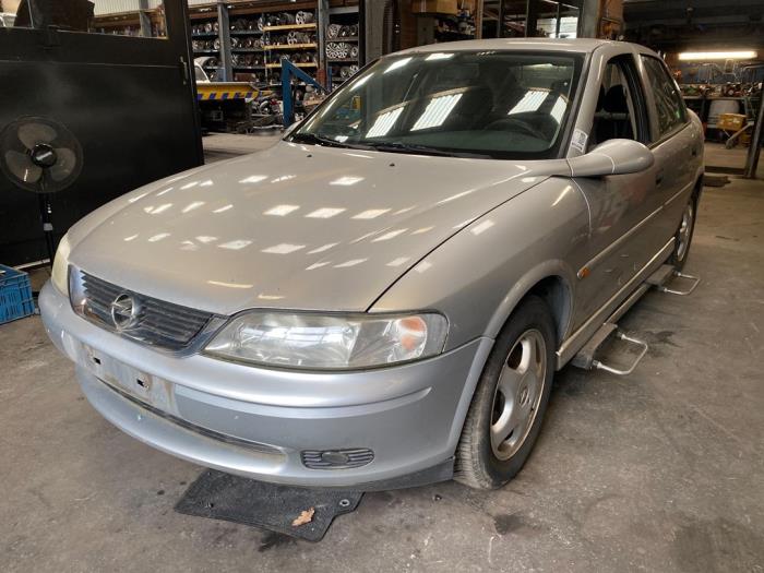 Opel Vectra B 1.6 16V Ecotec Salvage vehicle (2000, Gray)